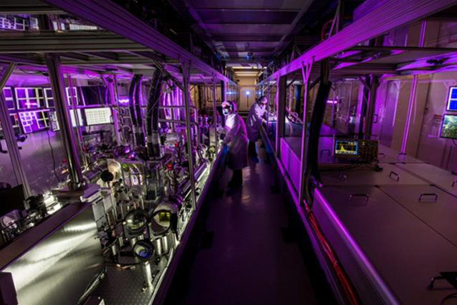 Polska elektronika w najpotężniejszym laserze HAPSL | MM Magazyn ...