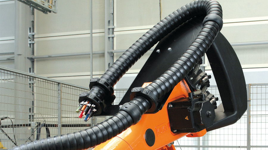 Systemy prowadzenia kabli triflex RS od igus | MM Magazyn Przemysłowy